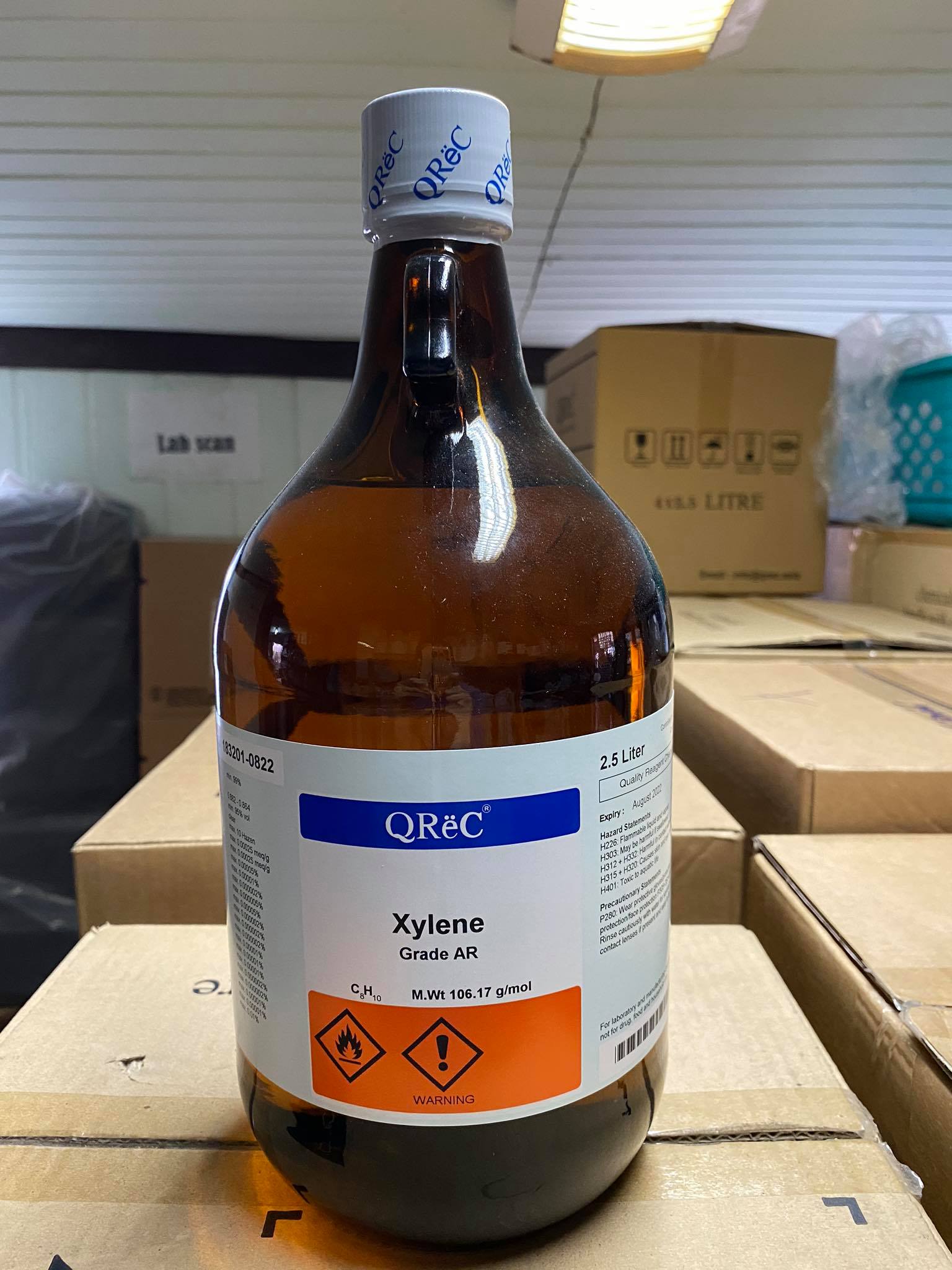 Xylene 99% AR.grade (2.5 ลิตร/ขวด) ยี่ห้อ Qrec, Newzealand - แล็ป วัลเล ...